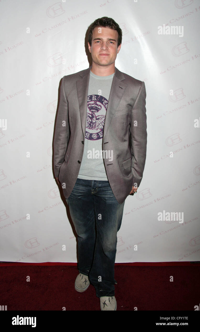 May 03, 2007 - Beverly Hills, CA, USA - JOSHUA LEBAR arriving at the ...