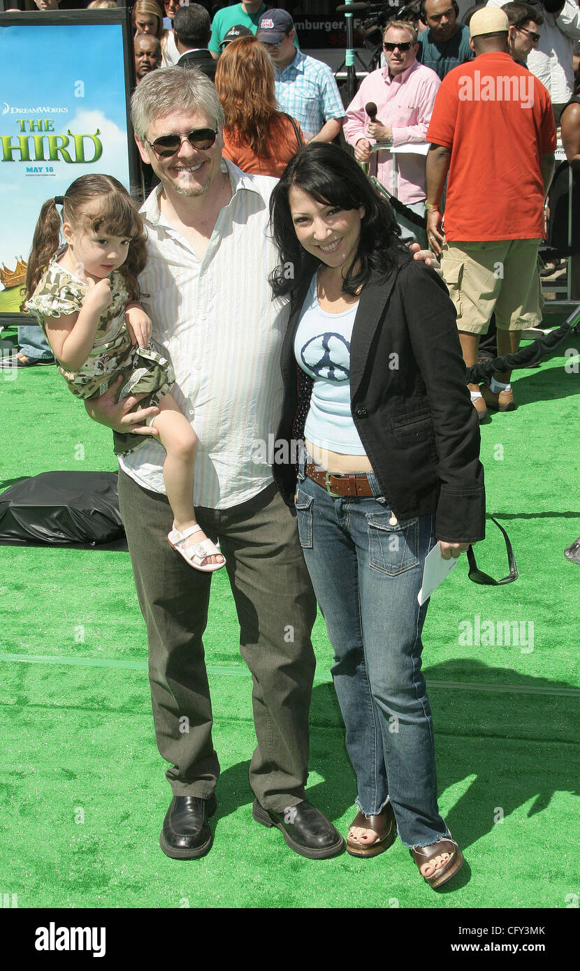 May 06, 2007; Hollywood, California, USA; Actor DAVE FOLEY and family ...