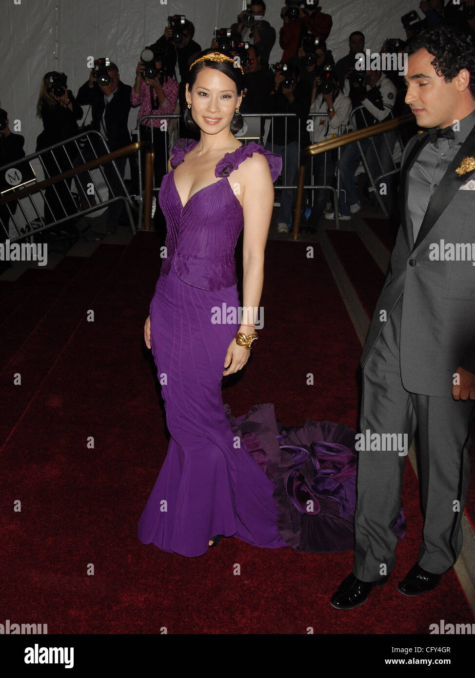 May 07, 2007 - New York, NY, USA - LUCY LIU at the Costume Institute ...