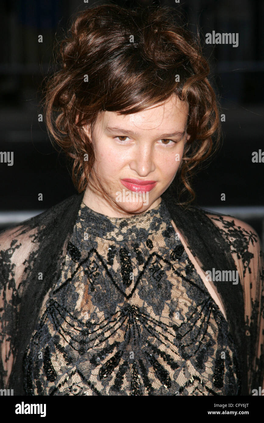 May 08 2007 New York Ny Usa Actress Paz De La Huerta At The New