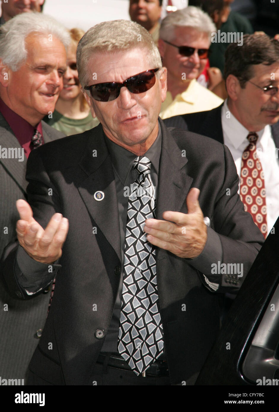 May 09, 2007 - New York, NY, USA -Comedian TOM DREESEN arrivals for his ...