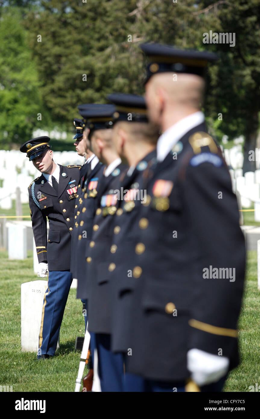 May 09, 2007 - Arlington, VA, USA - SGT. ZAYAC from B Co. 1-3 Infantry ...