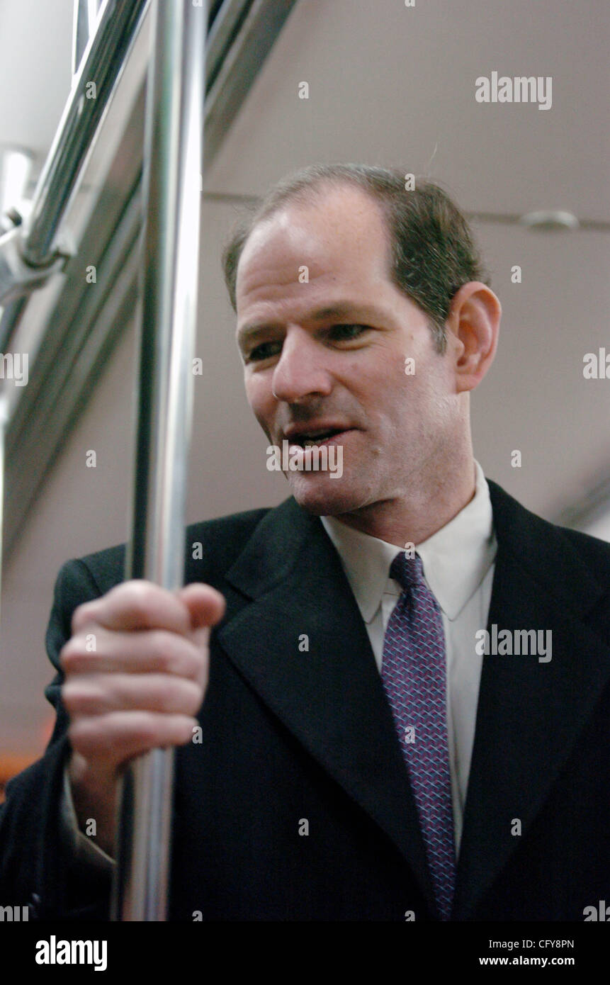 New York State Governor Eliot Spitzer rides a NJ PATH train from 33rd ...