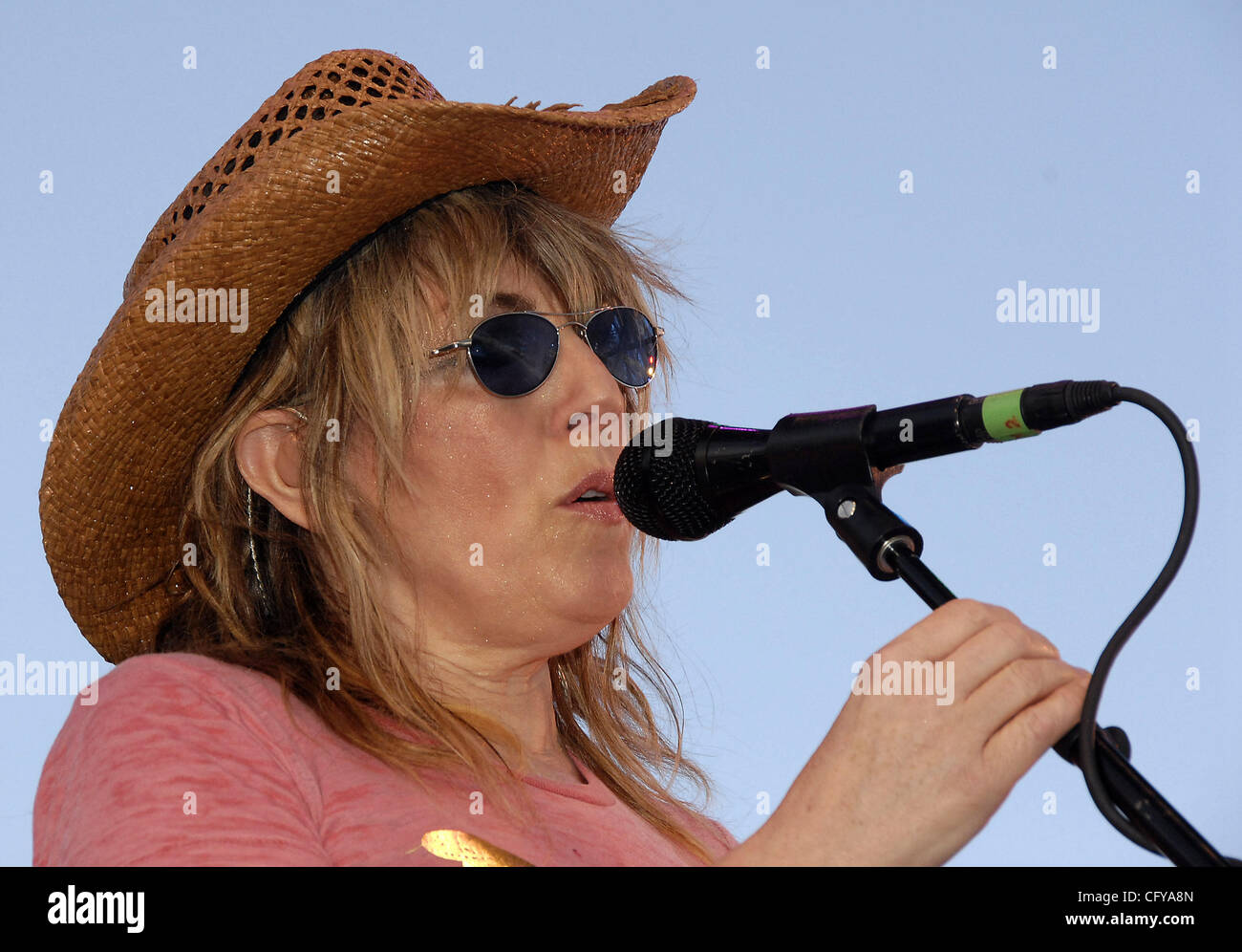 Lucinda williams photo hi-res stock photography and images - Alamy