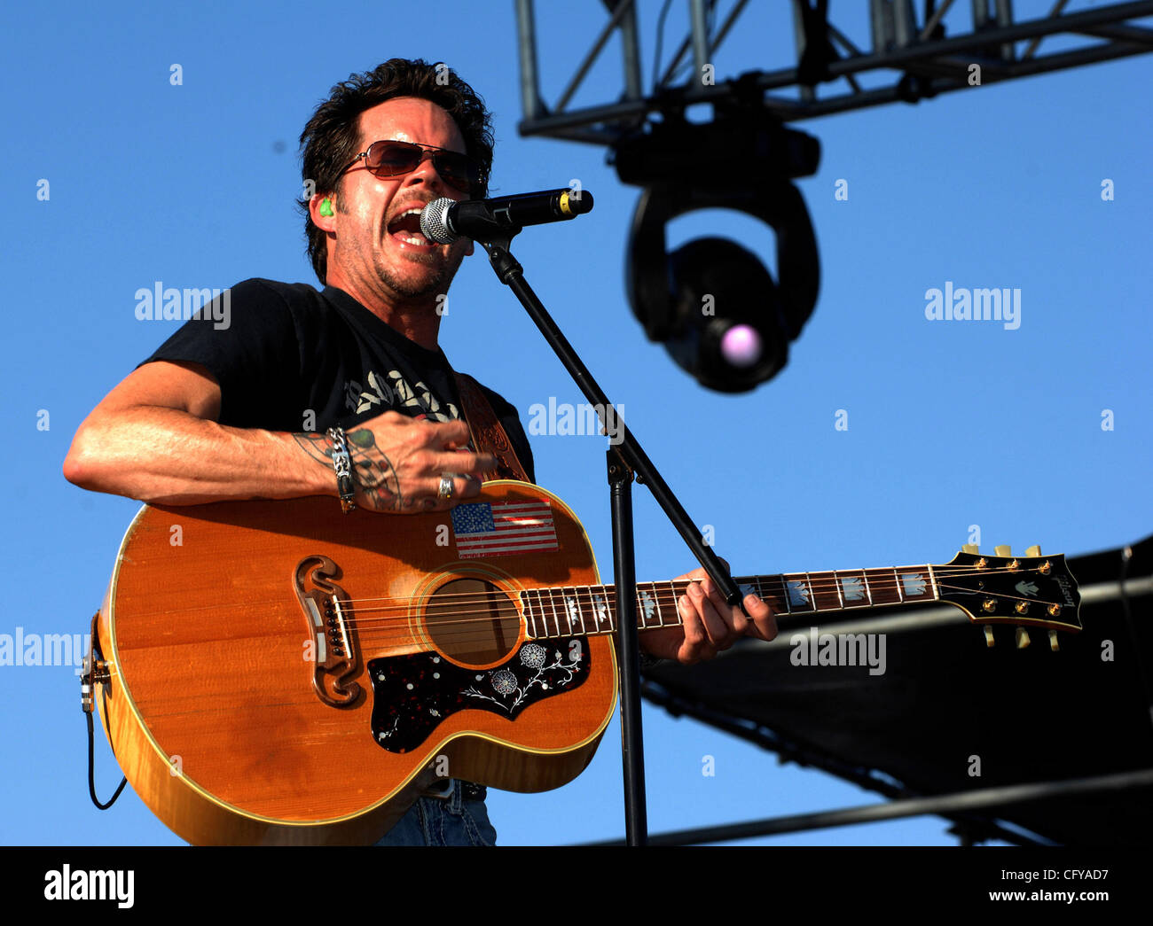 May 6, 2007 Indio, CA; USA, Musician GARY ALLAN performs live as part ...