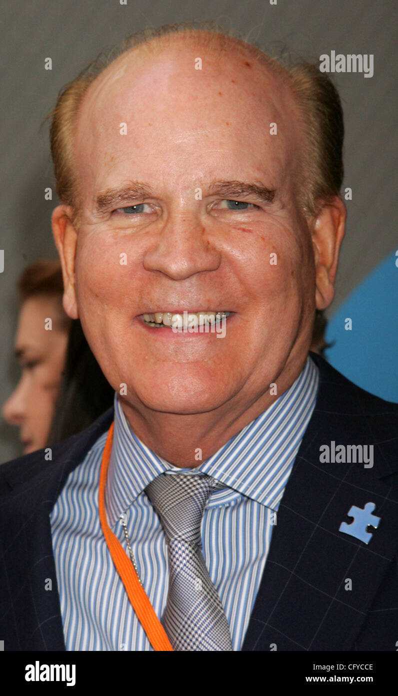 May 14, 2007 - New York, NY, USA - BOB WRIGHT at the arrivals for the ...