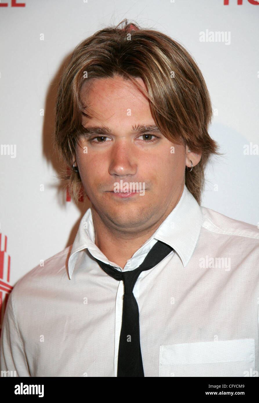 May 15, 2007 - Hollywood, CA, USA - SEAN STEWART arriving at the 'Sons ...