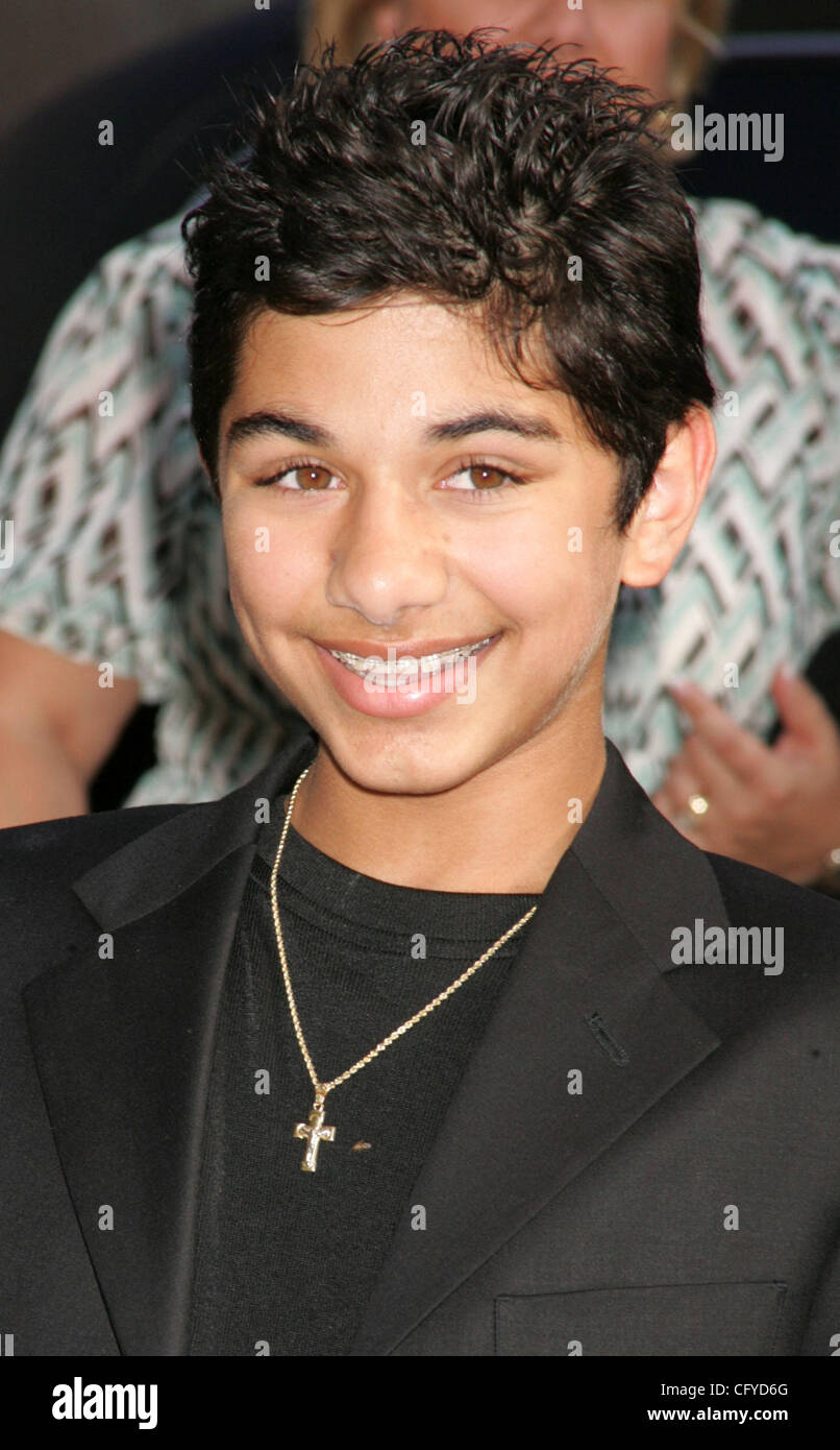 Actor mark indelicato hi-res stock photography and images - Alamy