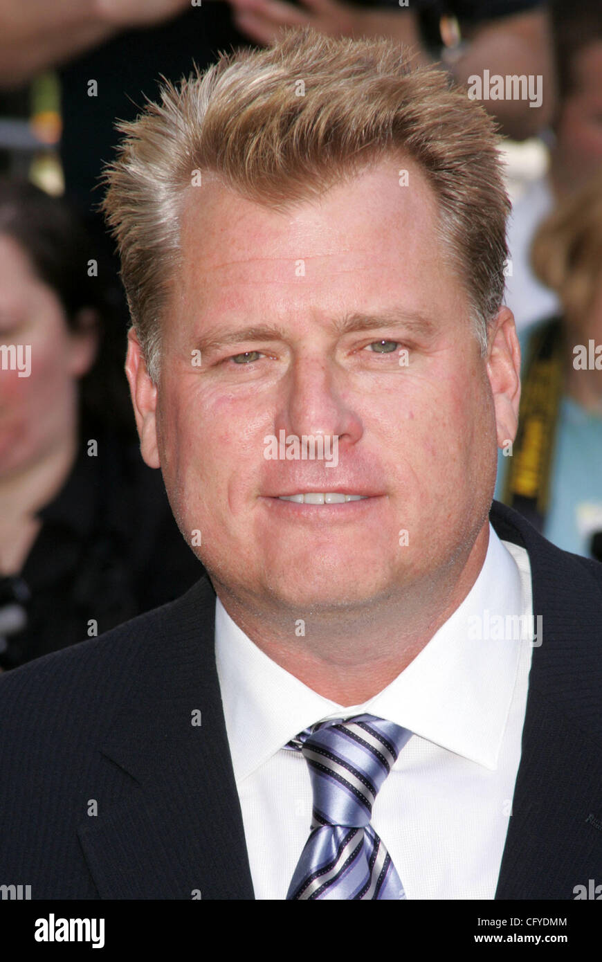 May 15, 2007 - New York, NY, USA - JOE SIMPSON at the arrivals for the ...