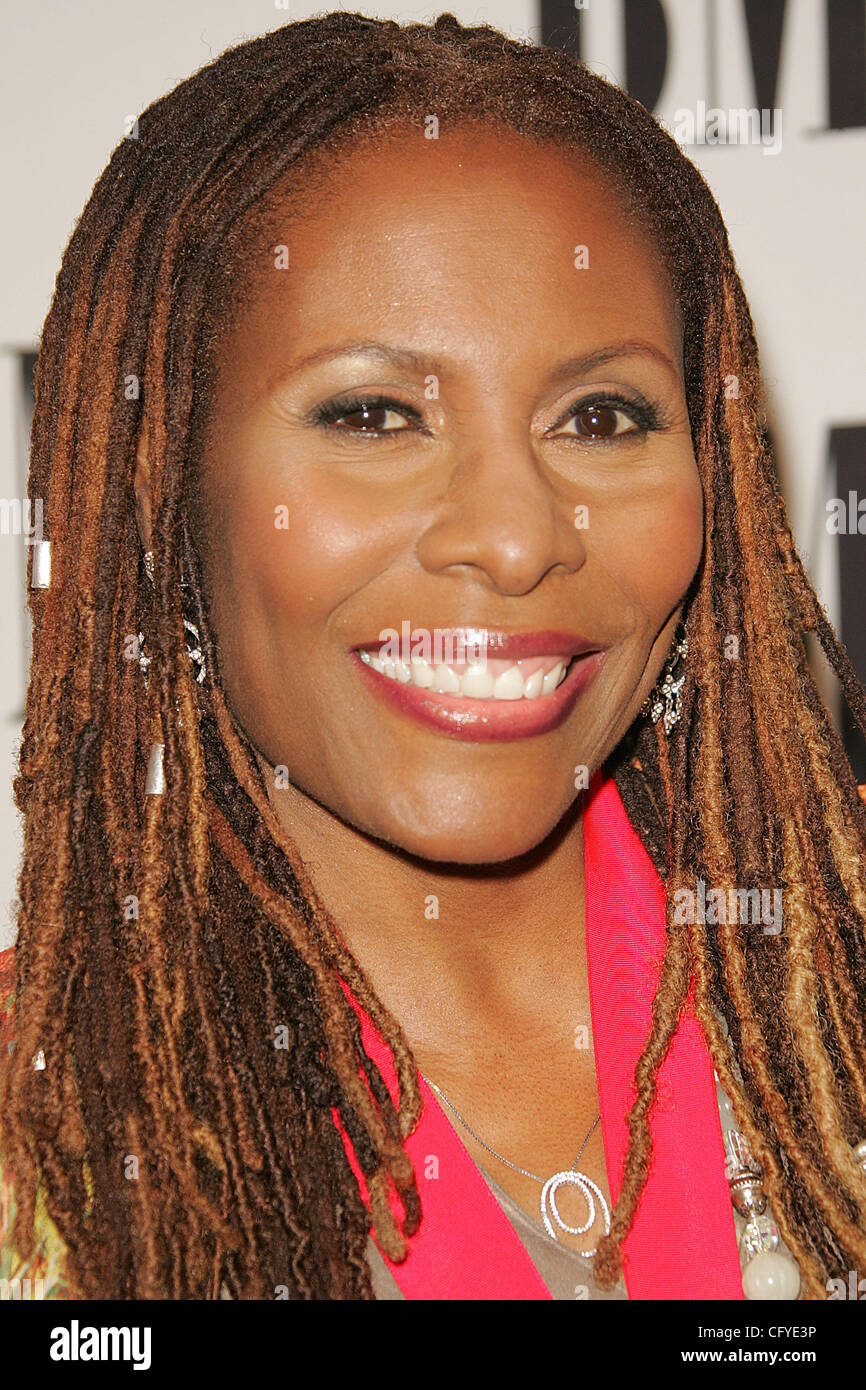 Brenda russell hi-res stock photography and images - Alamy