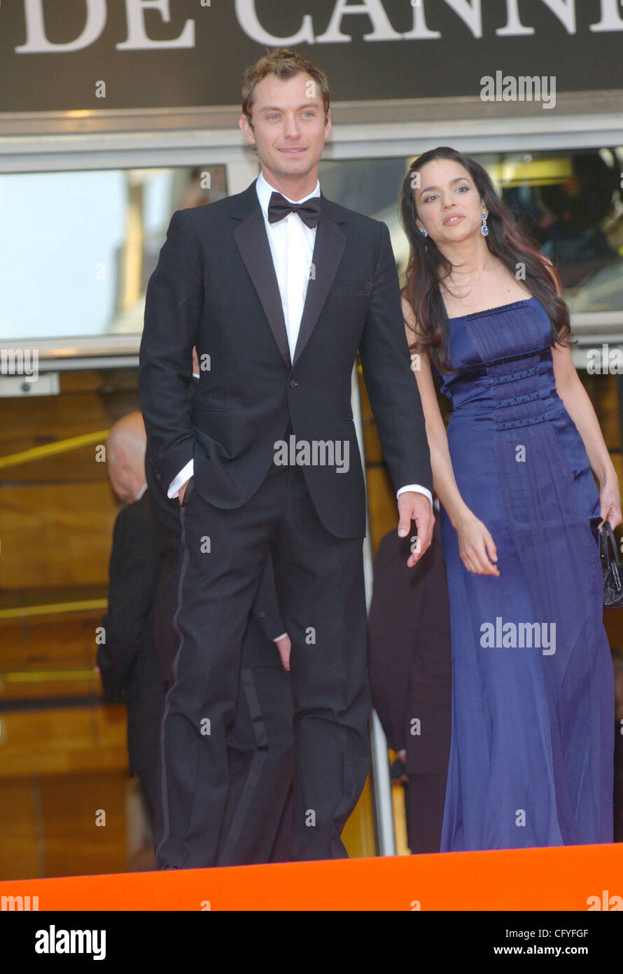 Jude Law and Norah Jones at the Cannes Festival for the World Premiere ...