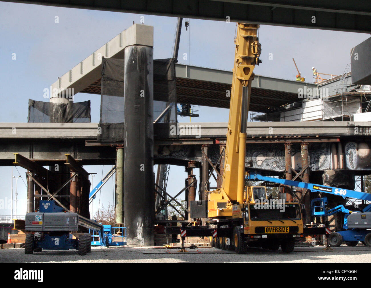 False tribune hi-res stock photography and images - Alamy