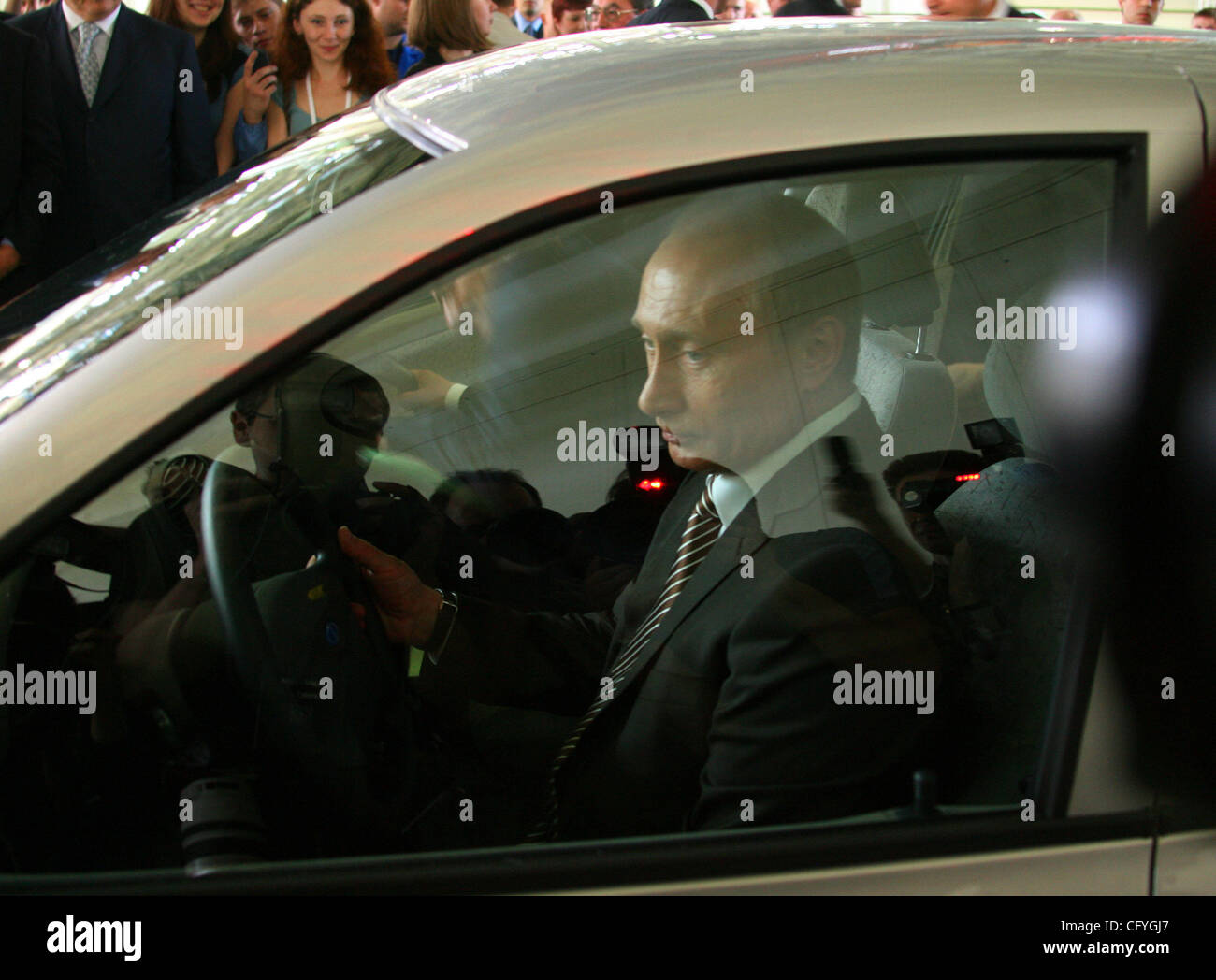 Vladimir Putin visiting russian car maker Avtovaz plant in Tolyatti ...