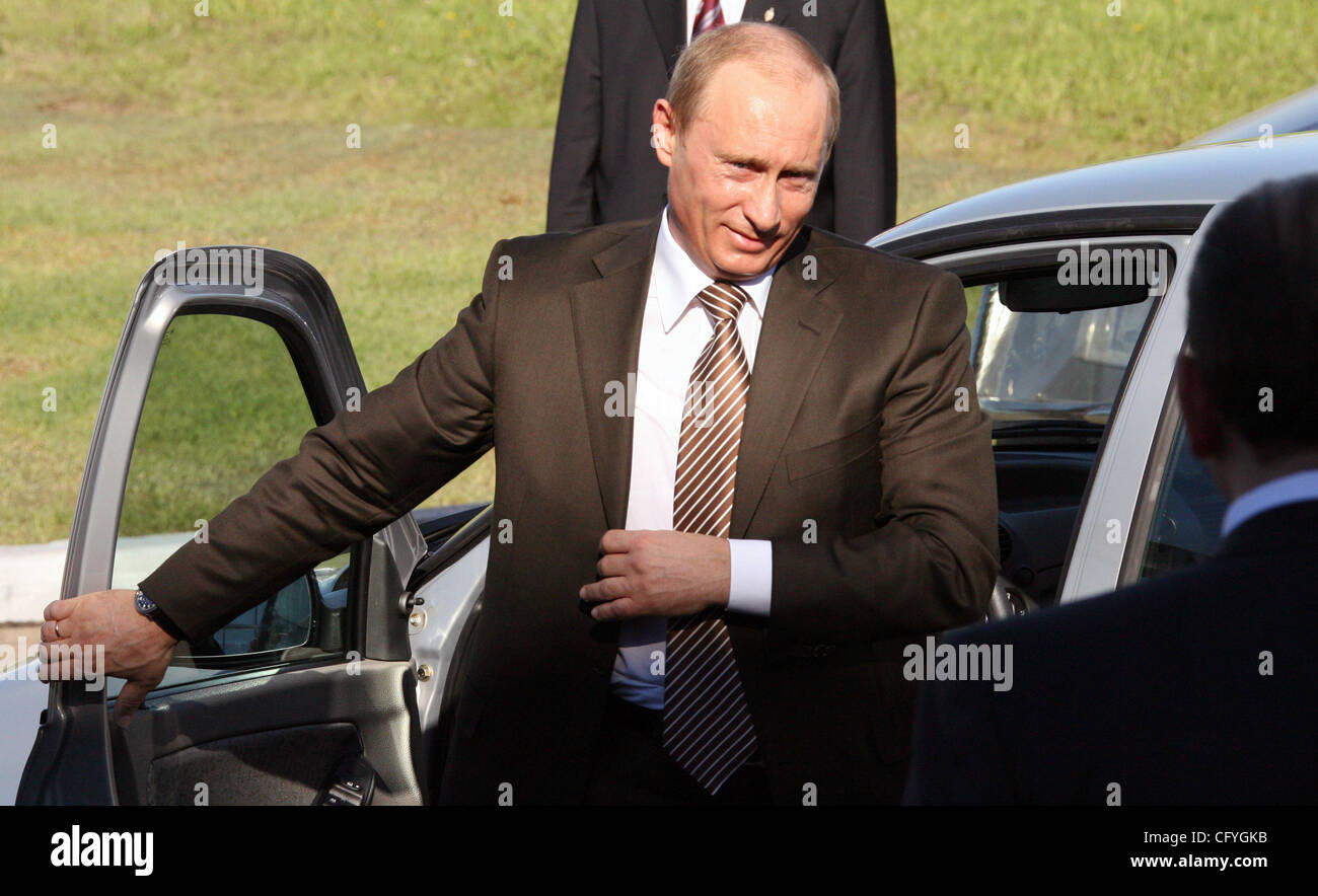 Vladimir putin car hi-res stock photography and images - Alamy