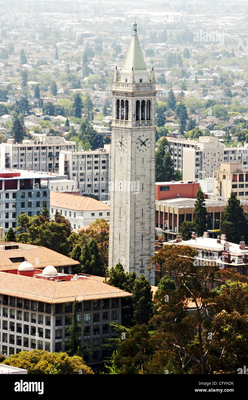 The Campanelli bell tower on the campus of UC-Berkeley. (Sean Connelley ...