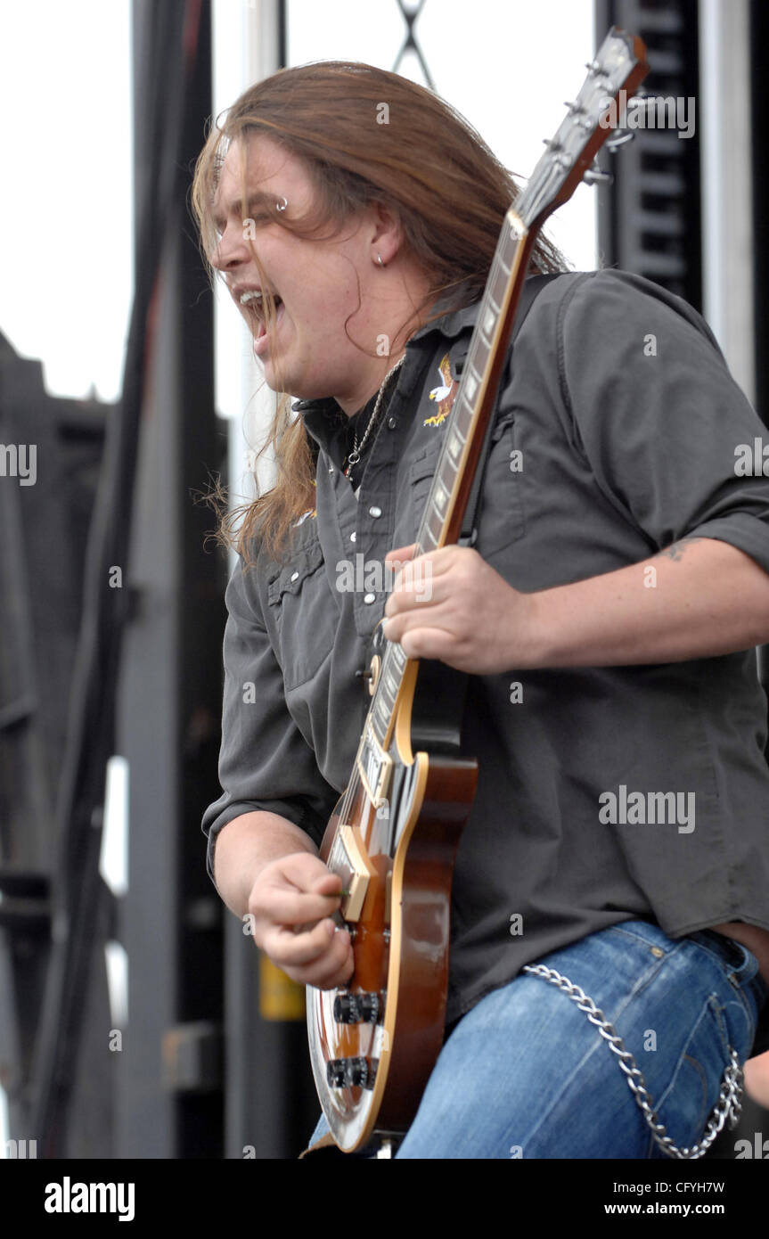 May 19, 2007 Columbus, OH; USA, Singer CHRIS ROBERTSON of the band ...