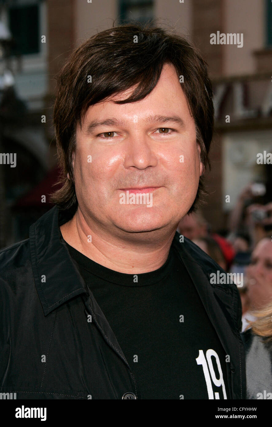 Gore verbinski pirates the caribbean hi-res stock photography and ...