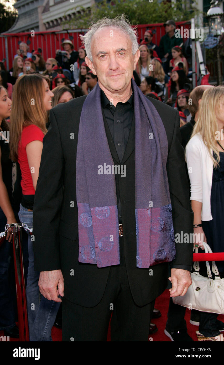 May 19, 2007 - Anaheim, CA, USA - Actor JONATHON PRYCE at the world ...