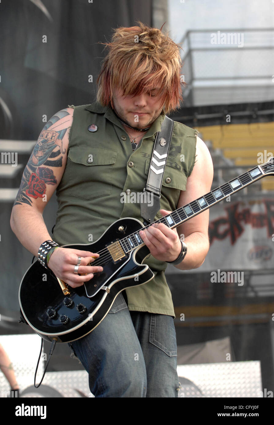 May 19, 2007 Columbus, OH; USA, Guitarist JOE GARVEY of the band HINDER ...