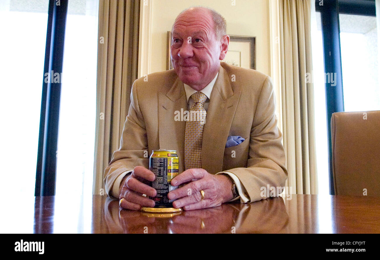 Chairman ceo coca cola company hi-res stock photography and images - Alamy