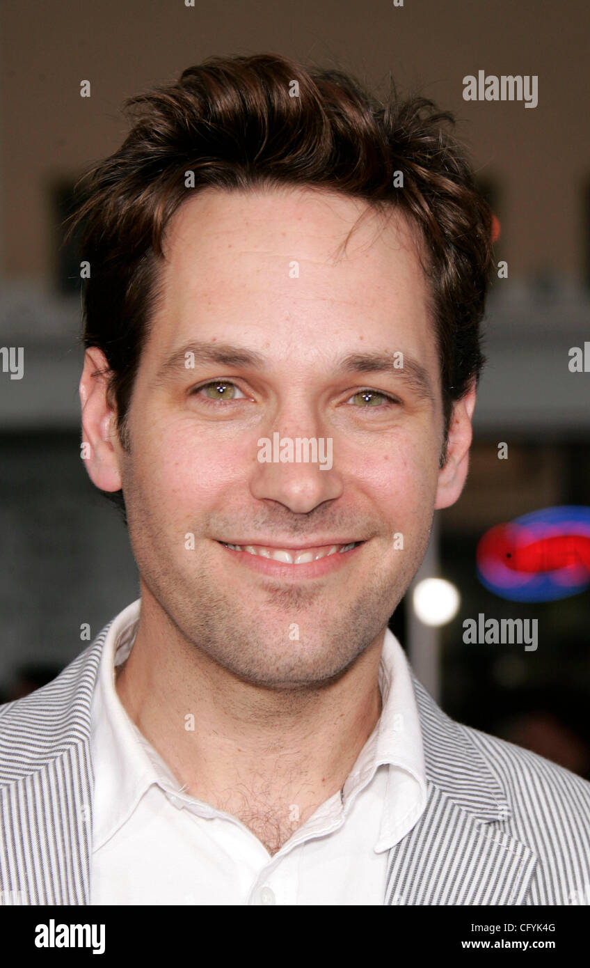 Knocked up paul rudd hi-res stock photography and images - Alamy