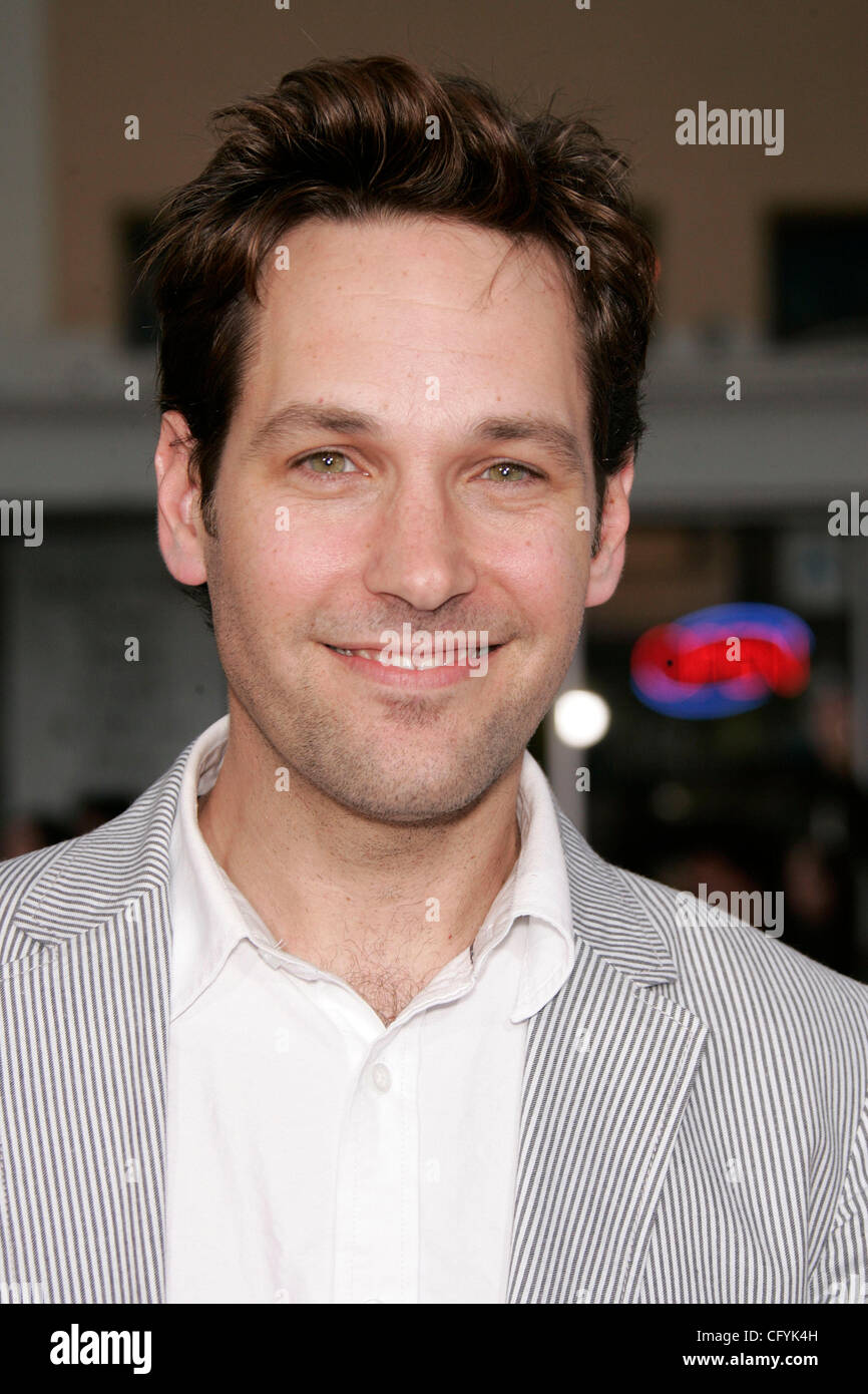 May 21 actor paul hi-res stock photography and images - Alamy