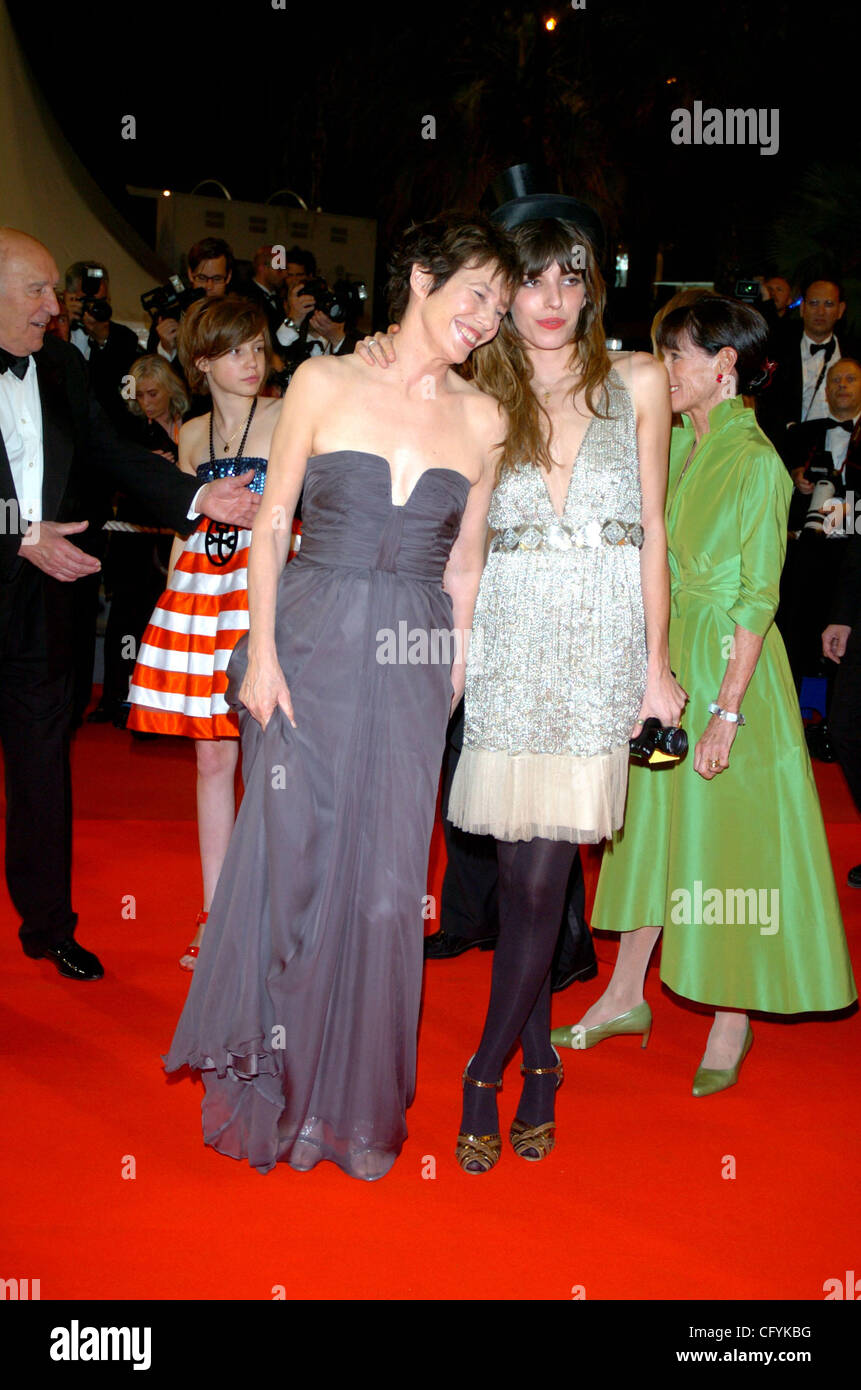 Jane Birkine and Lou doillon Stock Photo - Alamy