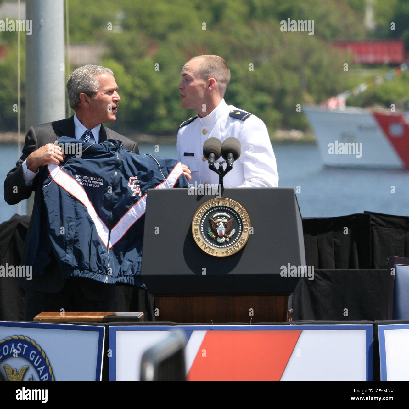 Jacket caption hi-res stock photography and images - Alamy