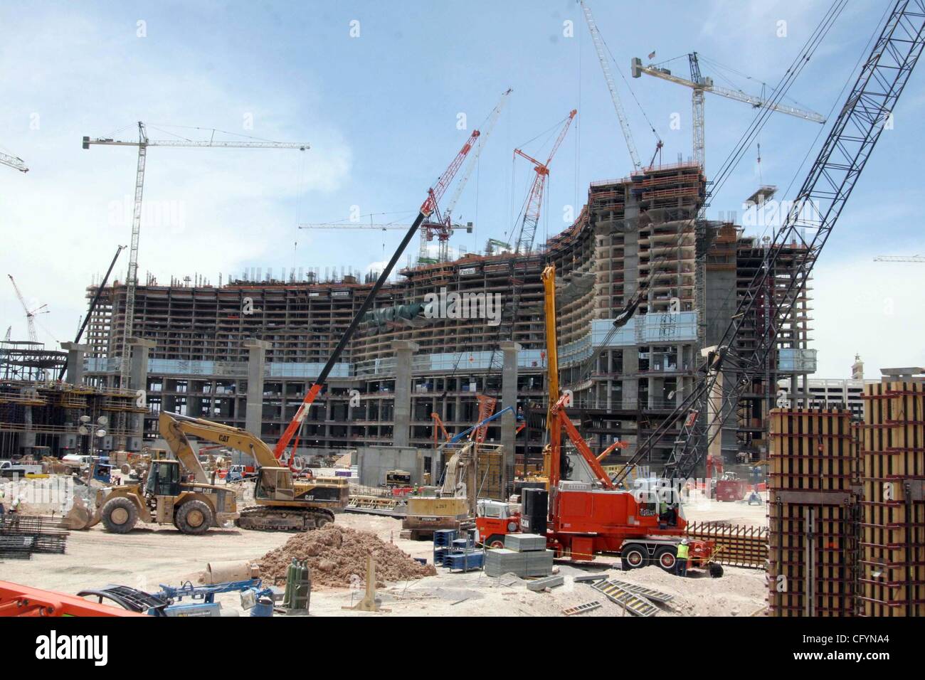 May 24, 2007 - Hollywood, California, U.S. - K53207EG.THE Hollywood ...