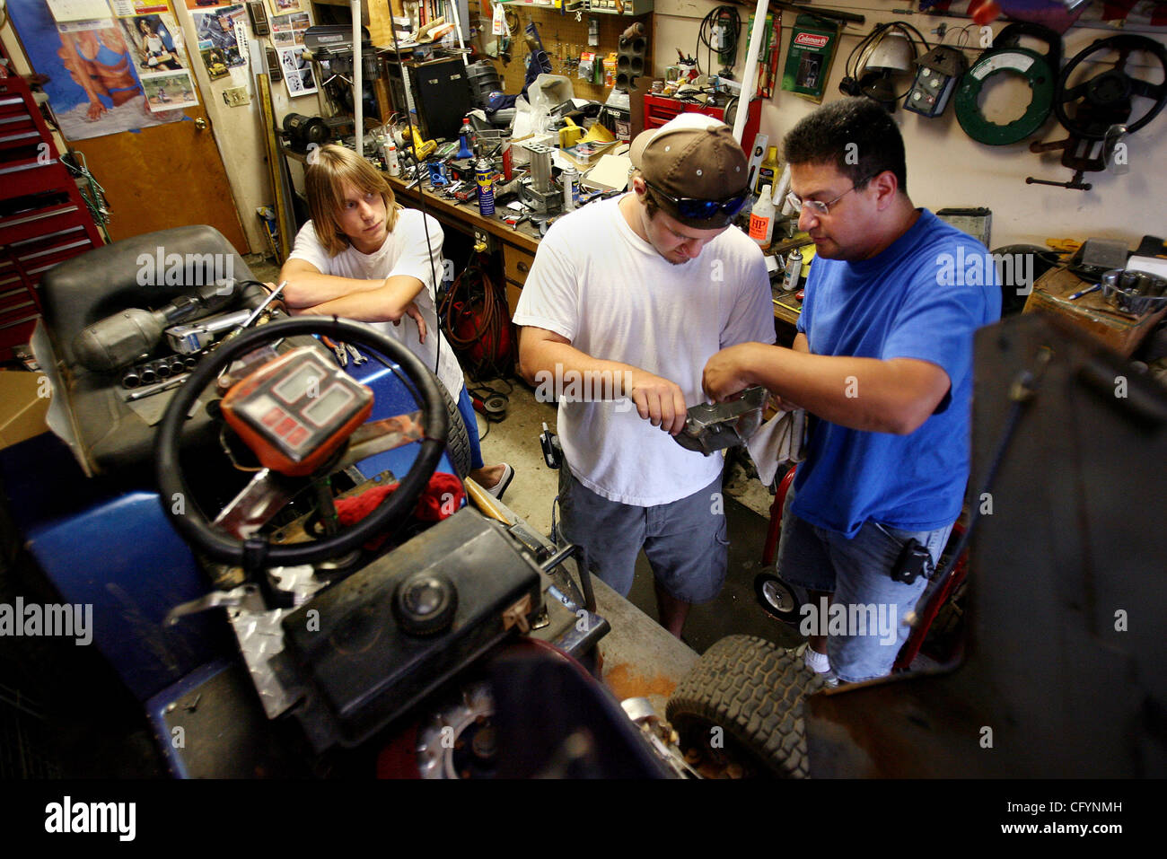 052507 acc lawnrace 17 Staff Photo by Gary Coronado/The Palm Beach Post ...
