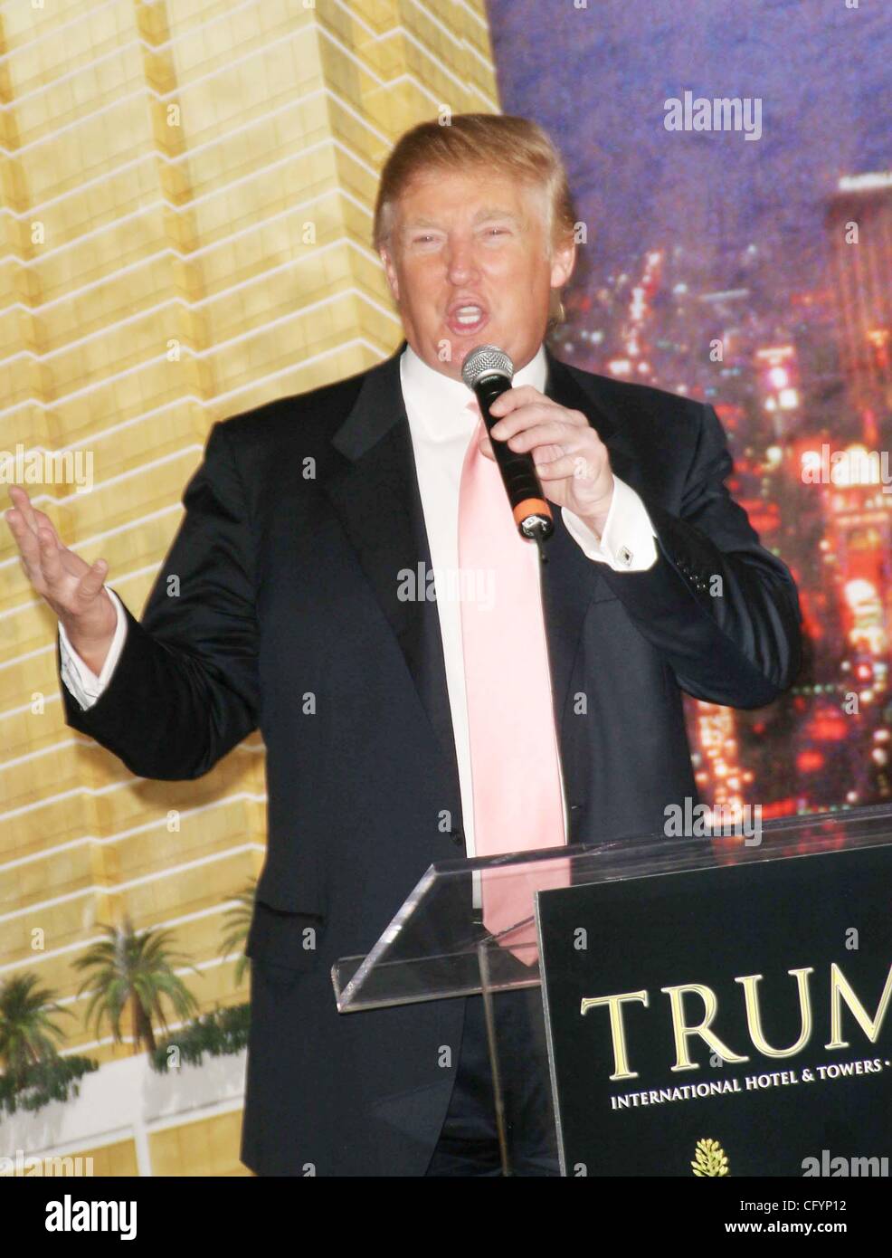 Topping off ceremony hi-res stock photography and images - Alamy