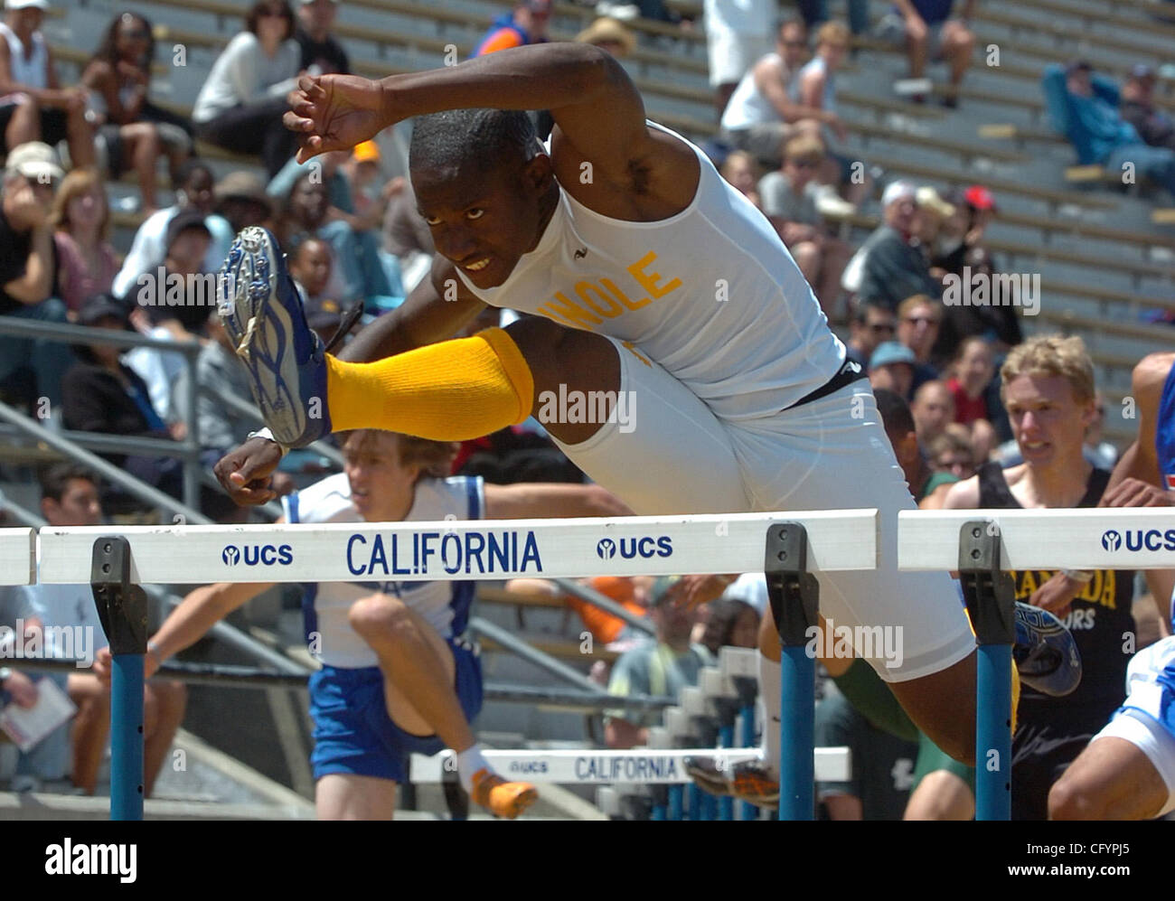110 meter hurdles hi-res stock photography and images - Alamy