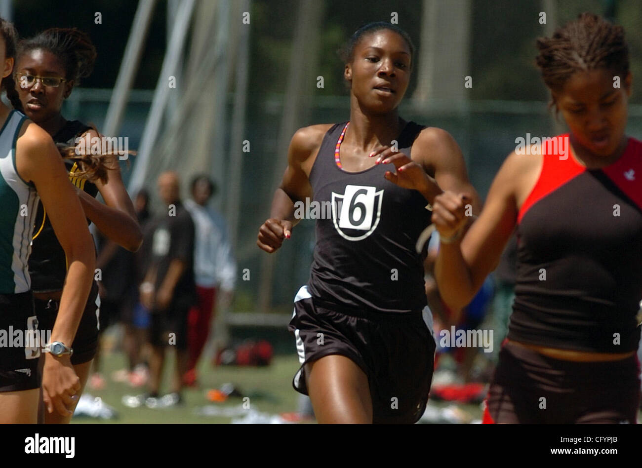 Deer Valley's Ashley Hodges finishes third in the girls 800 meter run ...