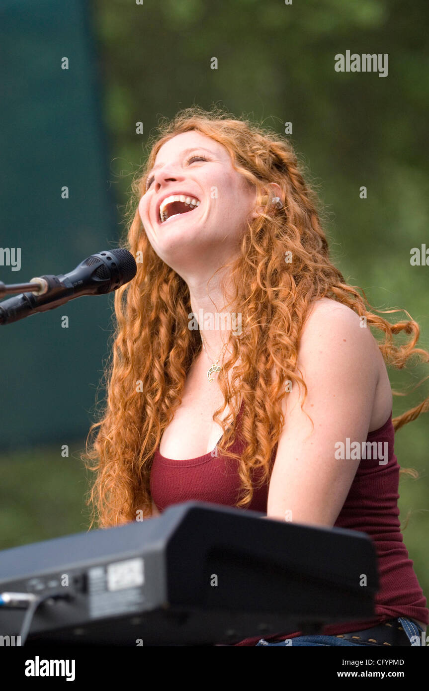May 27, 2007 - Aptos, CA, USA - NINA STOREY performs live at the 15th ...