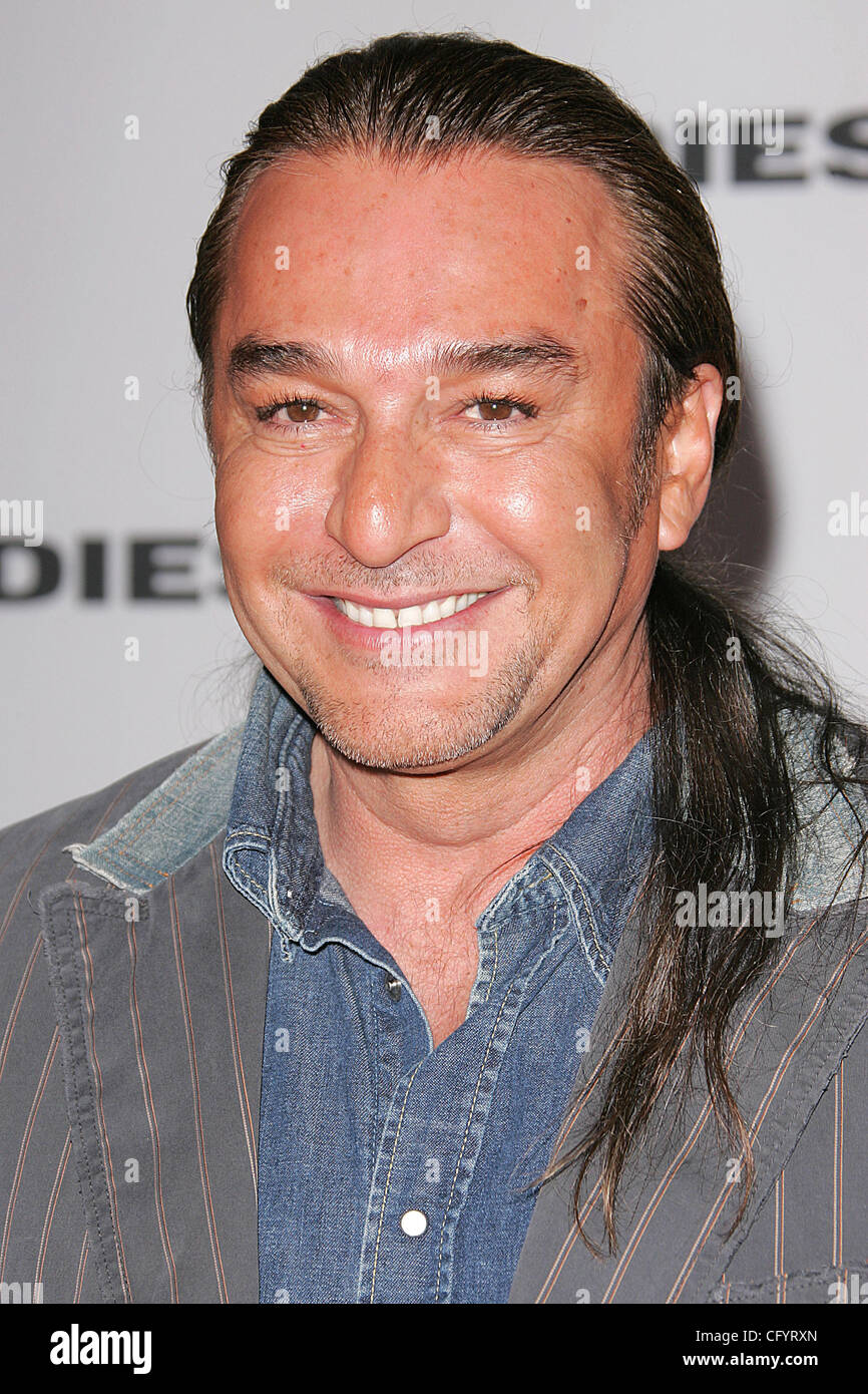 Nick chavez hi-res stock photography and images - Alamy