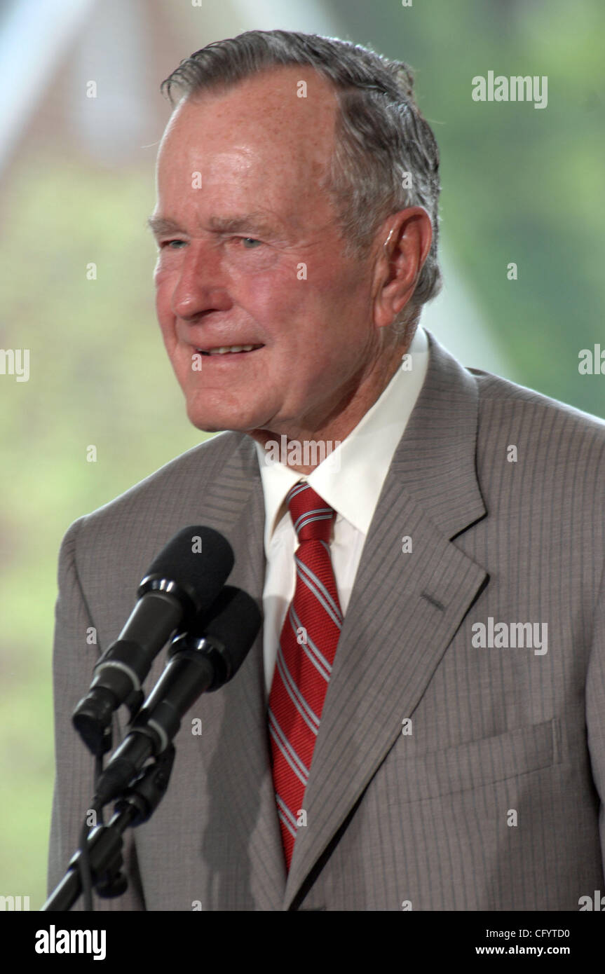 Former president george herbert hi-res stock photography and images - Alamy