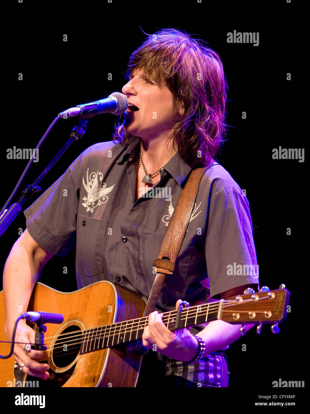 Indigo Girl, Amy Ray sings Folk Rock at Pechanga Resort and Casino, in ...