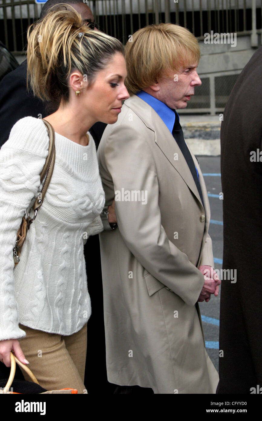 Rachelle short wife music producer hi-res stock photography and images ...