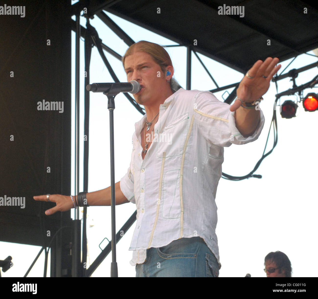 Jun 6, 2007 Nashville, TN; USA, Musician JASON MICHAEL CARROLL performs ...
