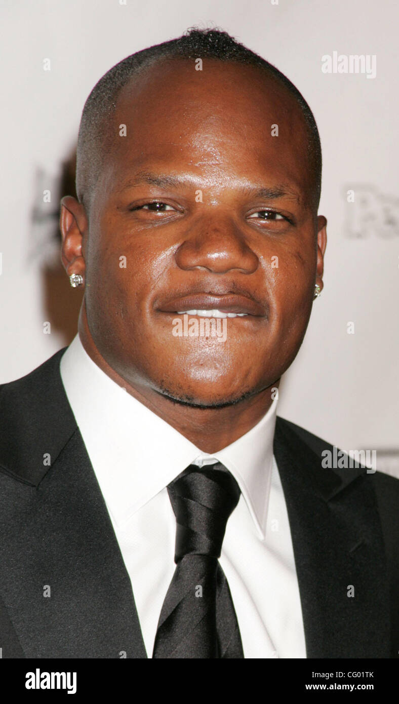 Jun 07, 2007 - New York, NY, USA - SEAN GARRETT at the arrivals at the ...