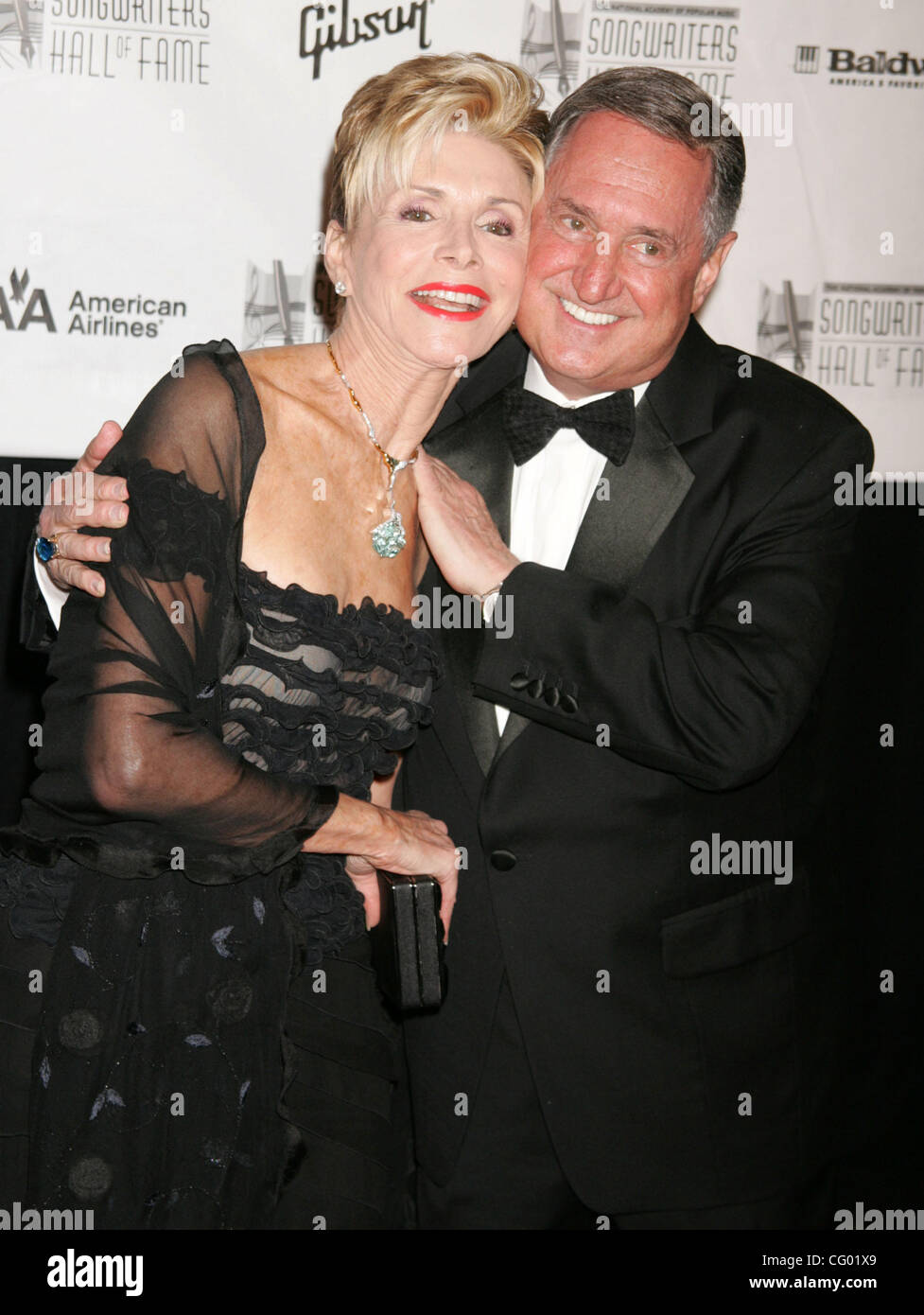 Jun 07, 2007 - New York, NY, USA - NEIL SEDAKA and his WIFE at the ...