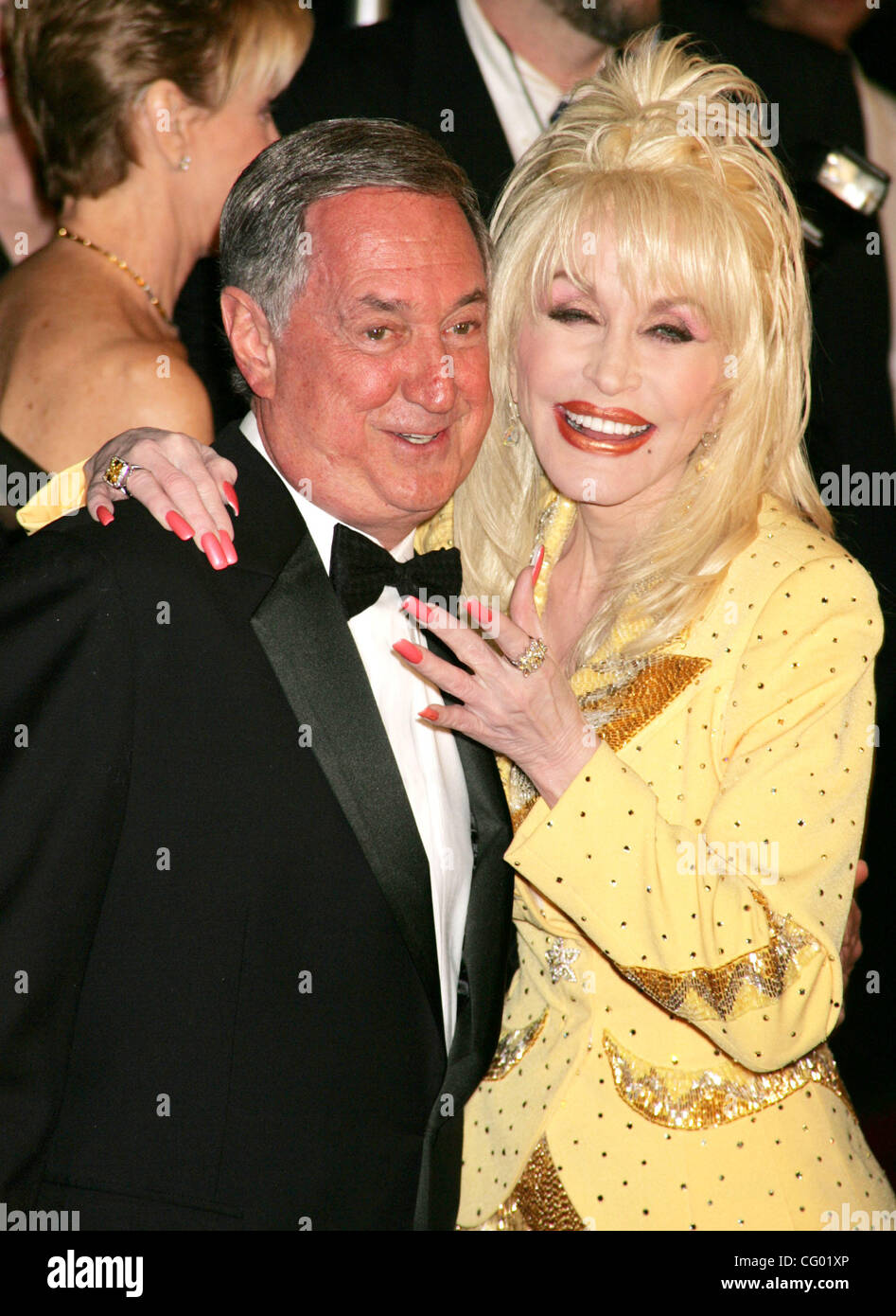 Jun 07, 2007 - New York, NY, USA - NEIL SEDAKA and DOLLY PARTON at the ...