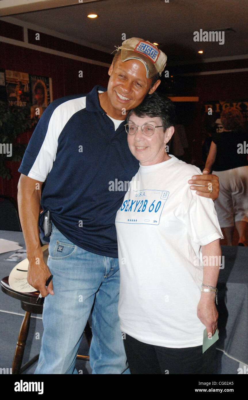 Patchogue theater hi-res stock photography and images - Alamy