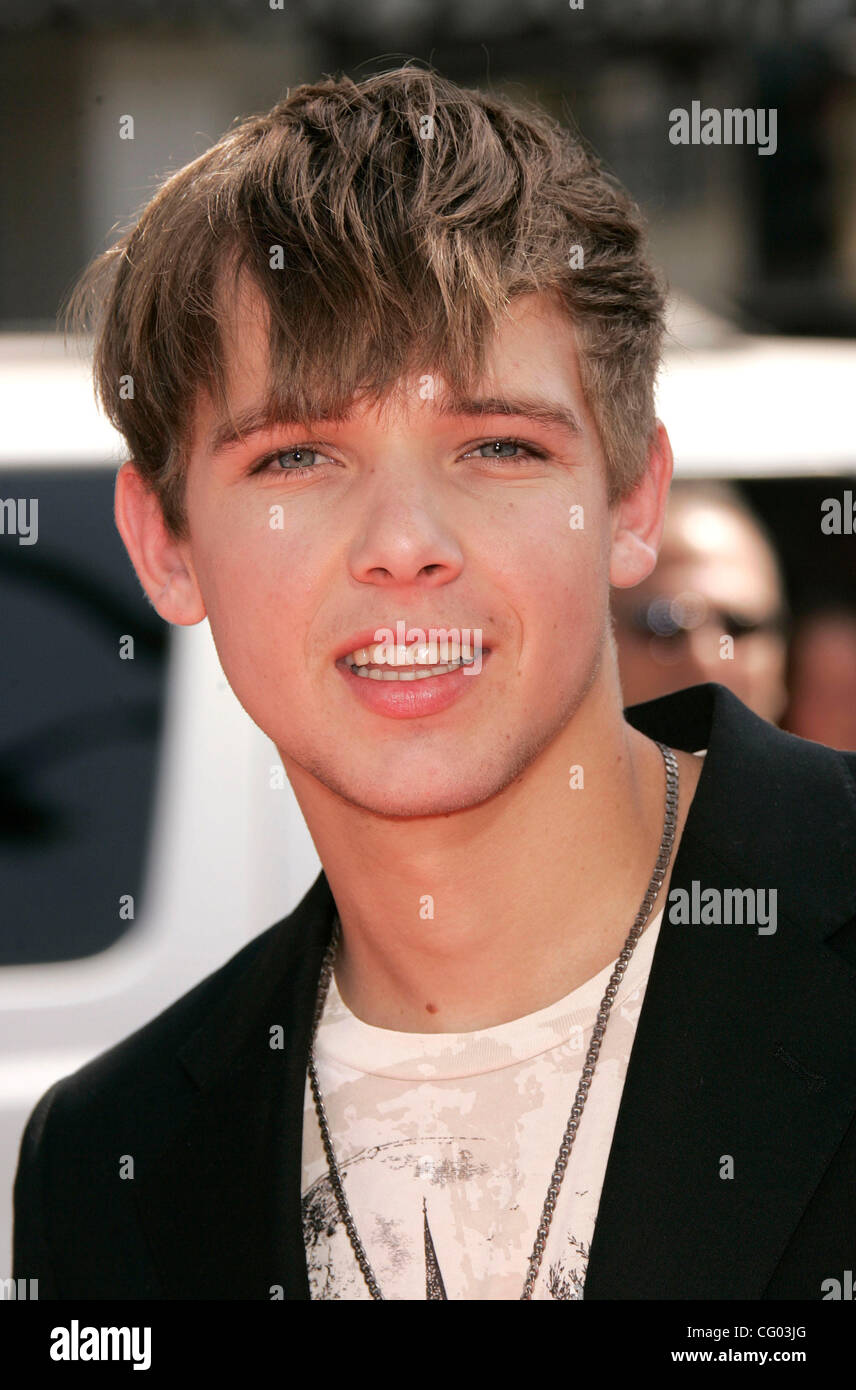 Jun 9, 2007 - Hollywood, California, USA - Actor MAX THIERIOT at the ...