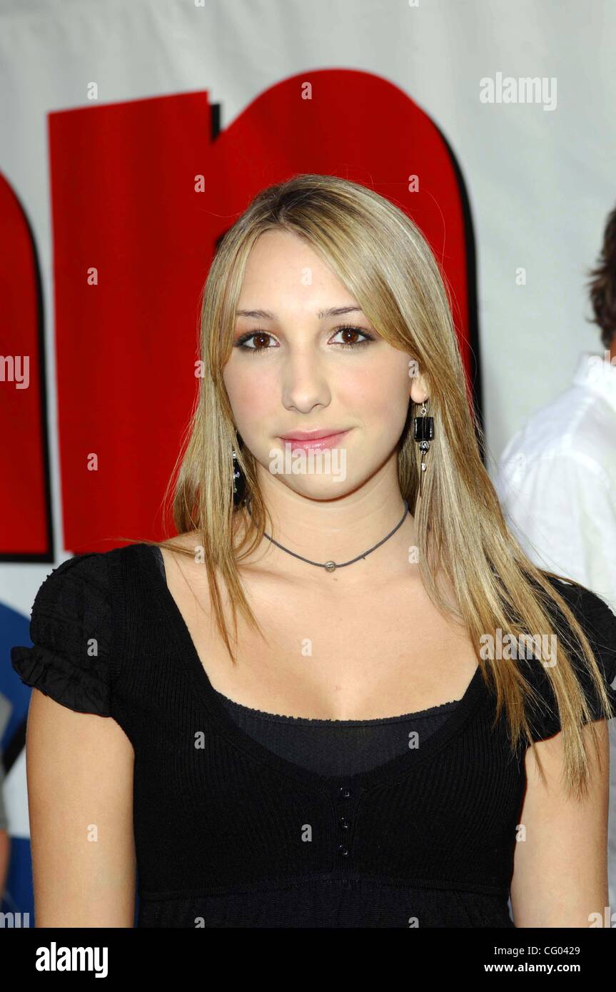 June 10, 2007 - Hollywood, California, U.S. - K53570MGE.Actress Ashley ...