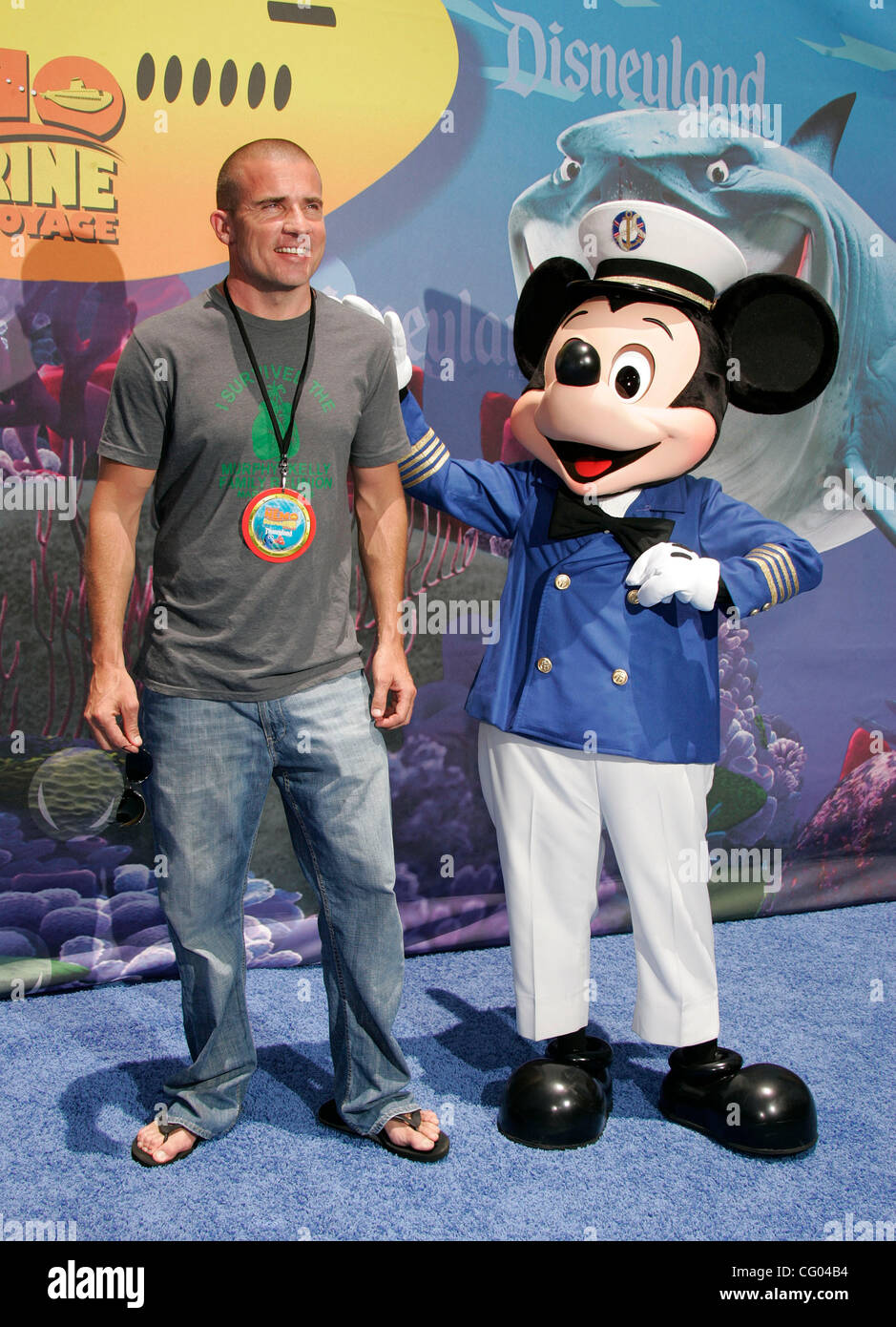 Submarine mouse hi-res stock photography and images - Alamy