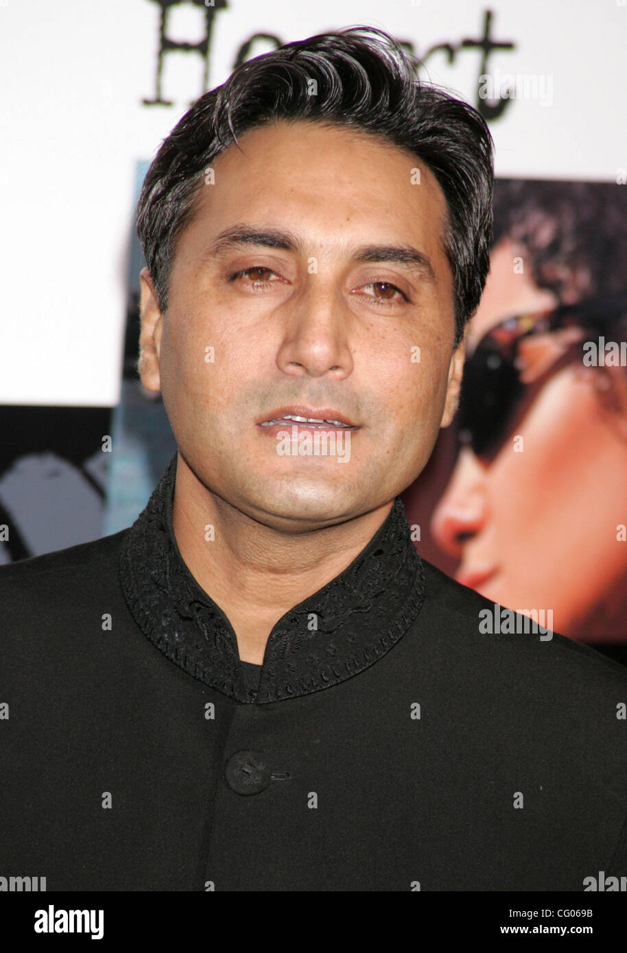 Adnan siddiqui hi-res stock photography and images - Alamy