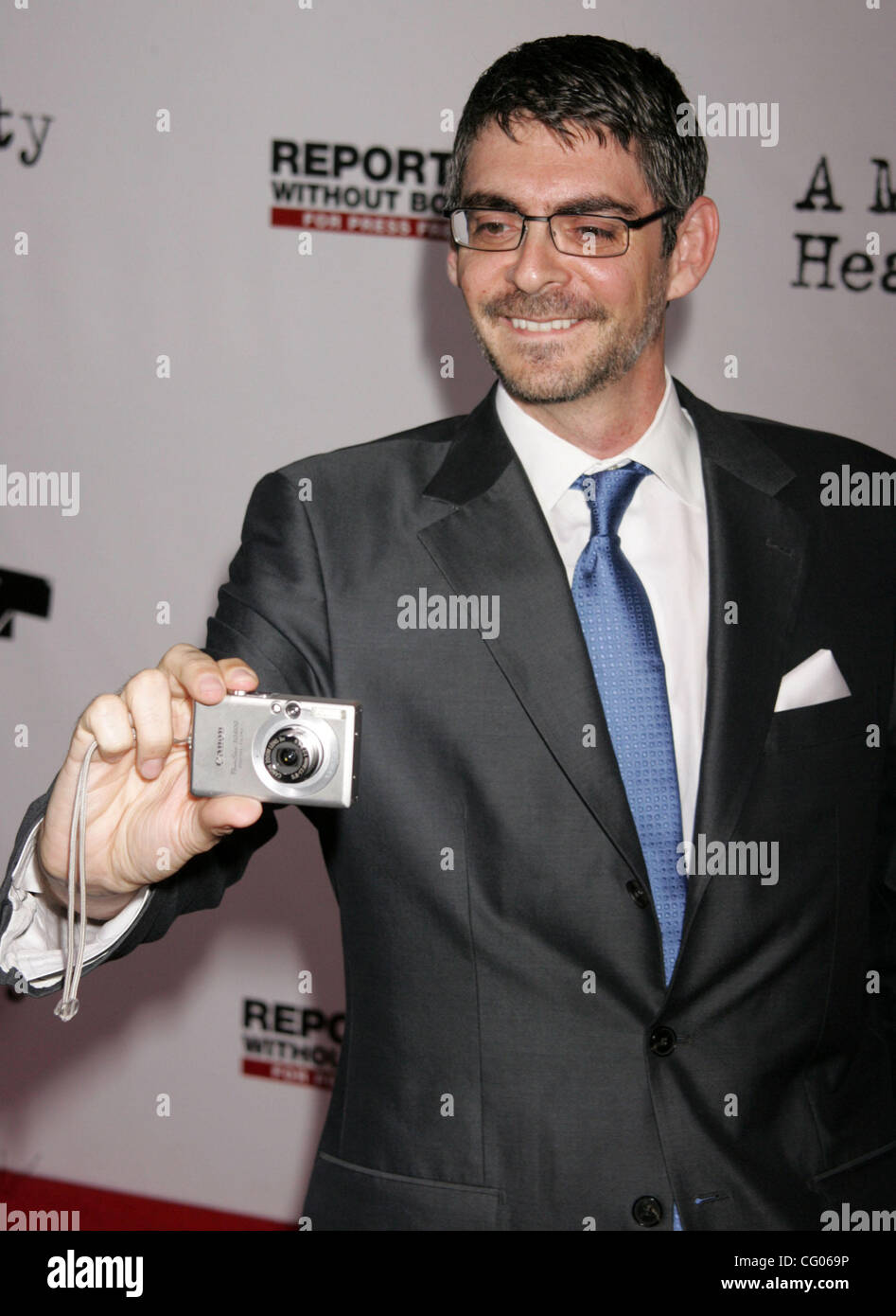 Jun 13, 2007 - New York, NY, USA - Actor JOHN ORLOFF takes a photo at ...