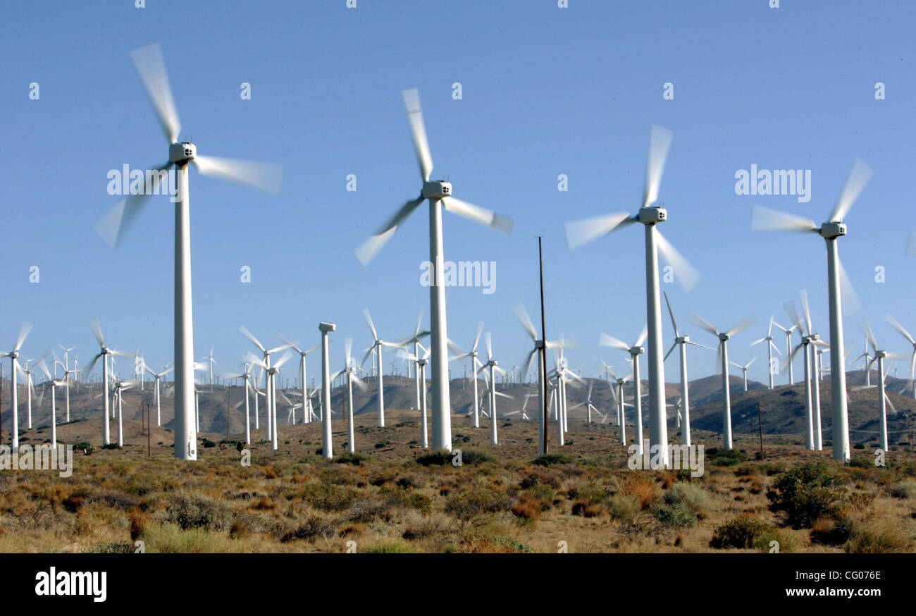 Jun 14, 2007 - Mojave Desert, CA, USA - Mojave Desert Wind Farm. A wind ...
