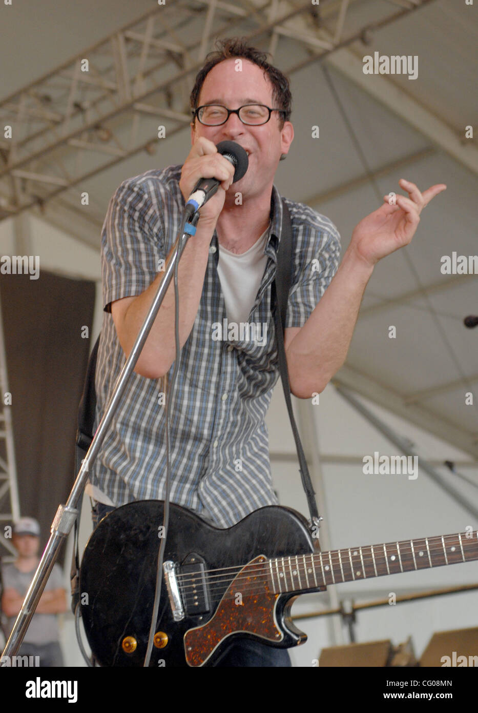 Jun 16, 2007 Manchester, TN; USA, Singer / Guitarist CRAIG FINN of the ...